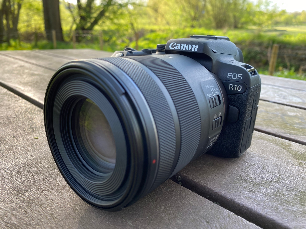 Set up the Canon R10 and R50 for filmmaking - Filmkit